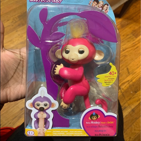wow wee | Toys | New Wowwee Fingerlings Interactive Finger Monkey Bella ...